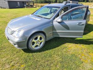 Mercedes-Benz c-280 2006 Kauņa, ar dzinēja tilpumu 3.00 L un nobraukumu 202 tūkst. km par 2500 €, foto 8 vietnē AUTOMOTO.COM.LV