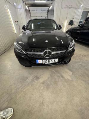 Melns Mercedes-Benz C 300 2018 Kauņa, ar dzinēja tilpumu 1.99 L un nobraukumu 111 tūkst. km par 23900 €, foto 5 vietnē AUTOMOTO.COM.LV