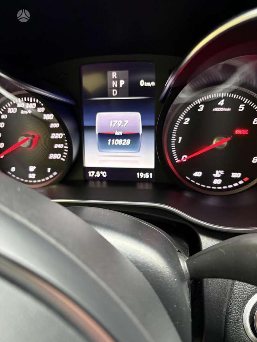 Melns Mercedes-Benz C 300 2018 Kauņa, ar dzinēja tilpumu 1.99 L un nobraukumu 111 tūkst. km par 23900 €, foto 15 vietnē AUTOMOTO.COM.LV