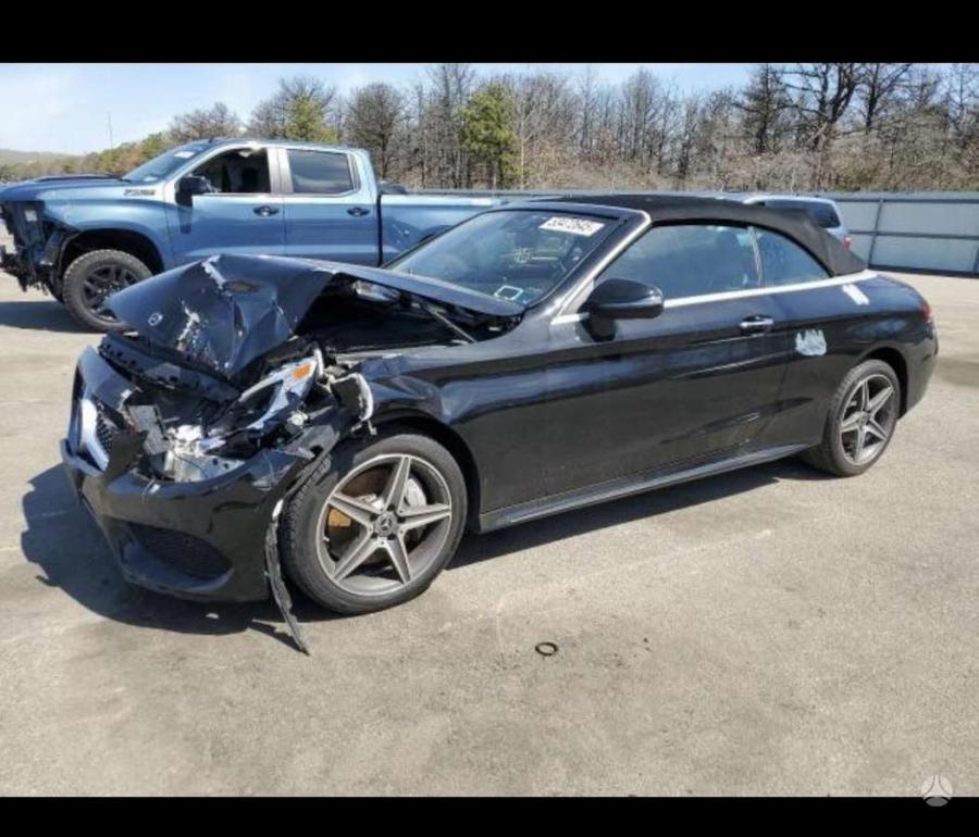 Black Mercedes-Benz C 300 2018 in Kaunas, with an engine capacity of 1.99 L and mileage of 88 thousand km for 7750 €, photo 1 on AUTOMOTO.COM.LV