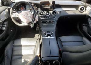 Black Mercedes-Benz C 300 2018 in Kaunas, with an engine capacity of 1.99 L and mileage of 88 thousand km for 7750 €, photo 8 on AUTOMOTO.COM.LV
