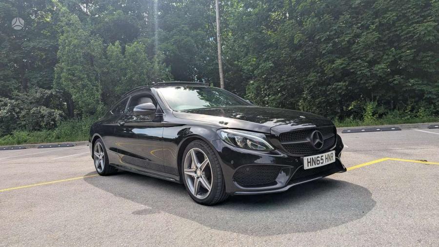 Melns Mercedes-Benz C 300 2015 Klaipėda, ar dzinēja tilpumu 2.00 L un nobraukumu 160 tūkst. km par 10400 €, foto 5 vietnē AUTOMOTO.COM.LV