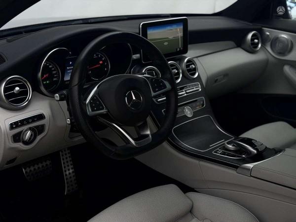 Black Mercedes-Benz C 300 2016 in Vilnius, with an engine capacity of 1.99 L and mileage of 221 thousand km for 19850 €, photo 9 on AUTOMOTO.COM.LV