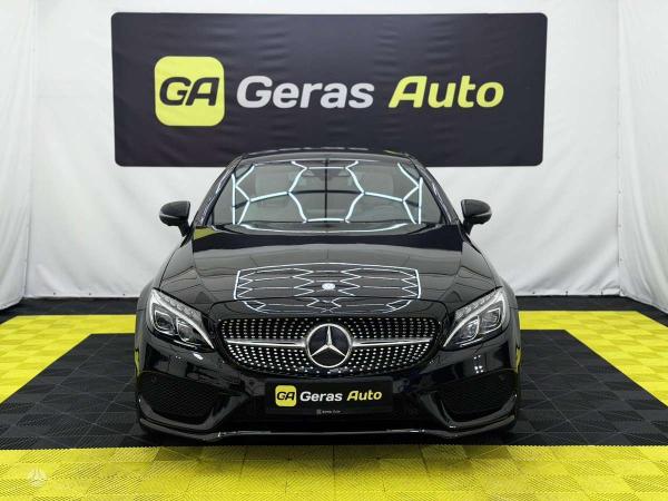 Black Mercedes-Benz C 300 2016 in Vilnius, with an engine capacity of 1.99 L and mileage of 221 thousand km for 19800 €, photo 7 on AUTOMOTO.COM.LV