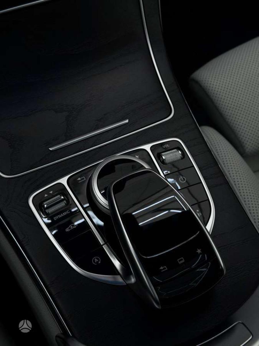Black Mercedes-Benz C 300 2016 in Vilnius, with an engine capacity of 1.99 L and mileage of 221 thousand km for 19800 €, photo 22 on AUTOMOTO.COM.LV