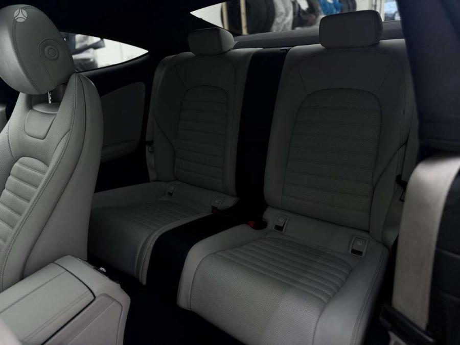 Melns Mercedes-Benz C 300 2016 Viļņa, ar dzinēja tilpumu 1.99 L un nobraukumu 221 tūkst. km par 19750 €, foto 12 vietnē AUTOMOTO.COM.LV