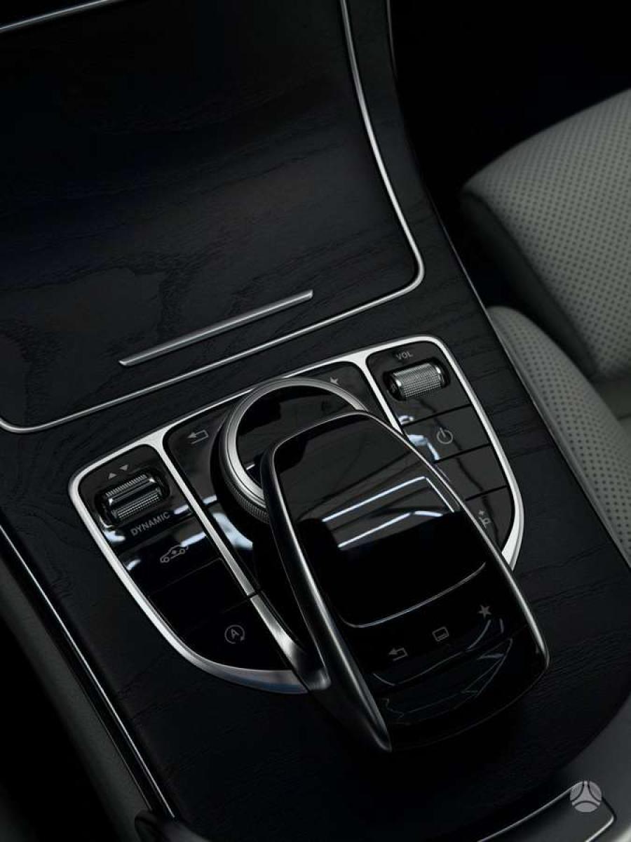 Melns Mercedes-Benz C 300 2016 Viļņa, ar dzinēja tilpumu 1.99 L un nobraukumu 221 tūkst. km par 19750 €, foto 22 vietnē AUTOMOTO.COM.LV