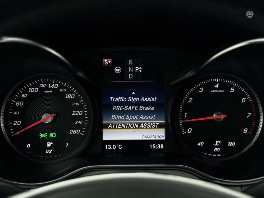 Black Mercedes-Benz C 300 2016 in Vilnius, with an engine capacity of 1.99 L and mileage of 221 thousand km for 19750 €, photo 28 on AUTOMOTO.COM.LV
