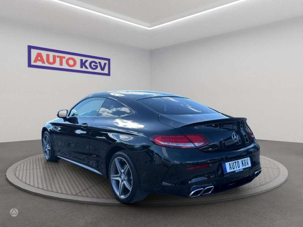 Black Mercedes-Benz C 300 2017 in Kaunas, with an engine capacity of 2.00 L and mileage of 161 thousand km for 22499 €, photo 3 on AUTOMOTO.COM.LV