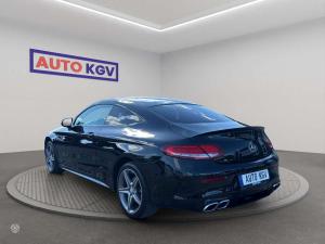 Black Mercedes-Benz C 300 2017 in Kaunas, with an engine capacity of 2.00 L and mileage of 161 thousand km for 22499 €, photo 4 on AUTOMOTO.COM.LV