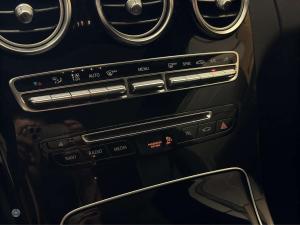 Black Mercedes-Benz C 300 2017 in Kaunas, with an engine capacity of 2.00 L and mileage of 161 thousand km for 22499 €, photo 15 on AUTOMOTO.COM.LV