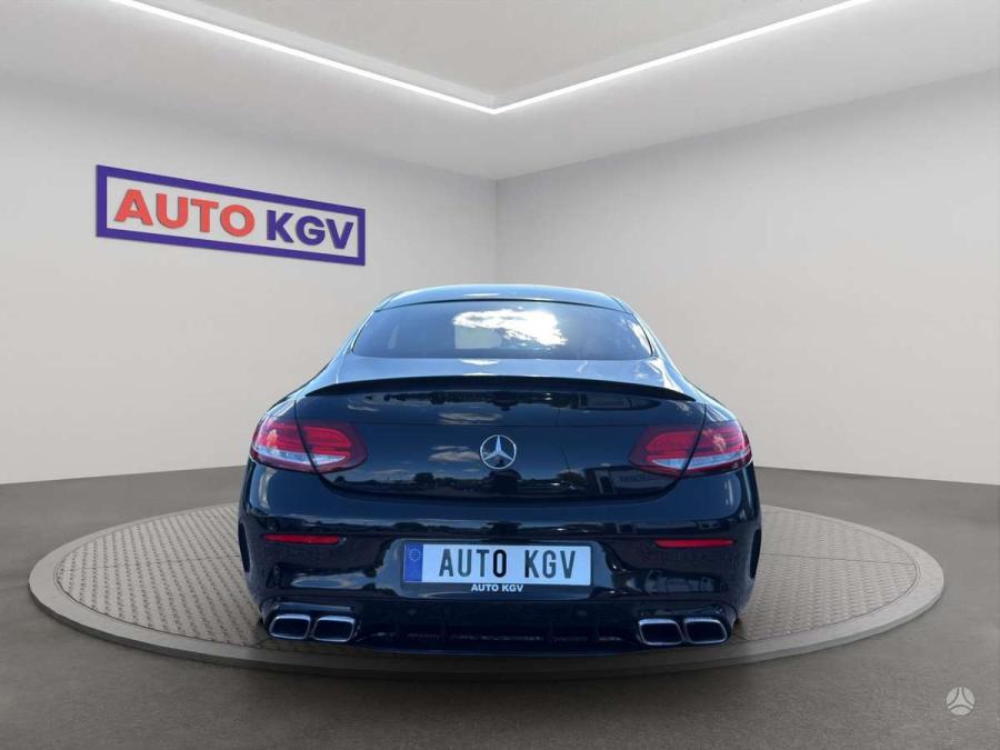 Black Mercedes-Benz C 300 2017 in Kaunas, with an engine capacity of 2.00 L and mileage of 161 thousand km for 22499 €, photo 5 on AUTOMOTO.COM.LV