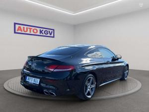Black Mercedes-Benz C 300 2017 in Kaunas, with an engine capacity of 2.00 L and mileage of 161 thousand km for 22499 €, photo 6 on AUTOMOTO.COM.LV