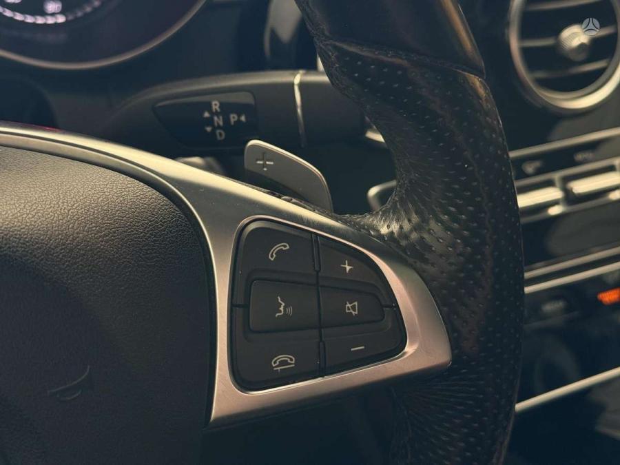 Black Mercedes-Benz C 300 2017 in Kaunas, with an engine capacity of 2.00 L and mileage of 161 thousand km for 22499 €, photo 16 on AUTOMOTO.COM.LV