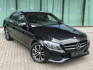 Melns Mercedes-Benz C 300 2015 Kauņa, ar dzinēja tilpumu 2.14 L un nobraukumu 200 tūkst. km par 11400 €, foto 4 vietnē AUTOMOTO.COM.LV