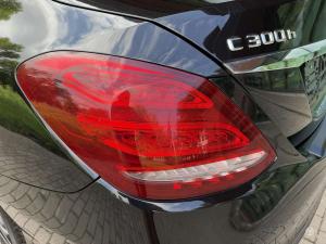 Melns Mercedes-Benz C 300 2015 Kauņa, ar dzinēja tilpumu 2.14 L un nobraukumu 200 tūkst. km par 11400 €, foto 16 vietnē AUTOMOTO.COM.LV