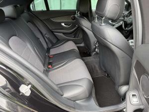 Melns Mercedes-Benz C 300 2015 Kauņa, ar dzinēja tilpumu 2.14 L un nobraukumu 200 tūkst. km par 11400 €, foto 21 vietnē AUTOMOTO.COM.LV