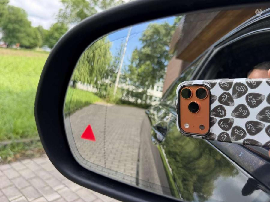 Melns Mercedes-Benz C 300 2015 Kauņa, ar dzinēja tilpumu 2.14 L un nobraukumu 200 tūkst. km par 11400 €, foto 30 vietnē AUTOMOTO.COM.LV