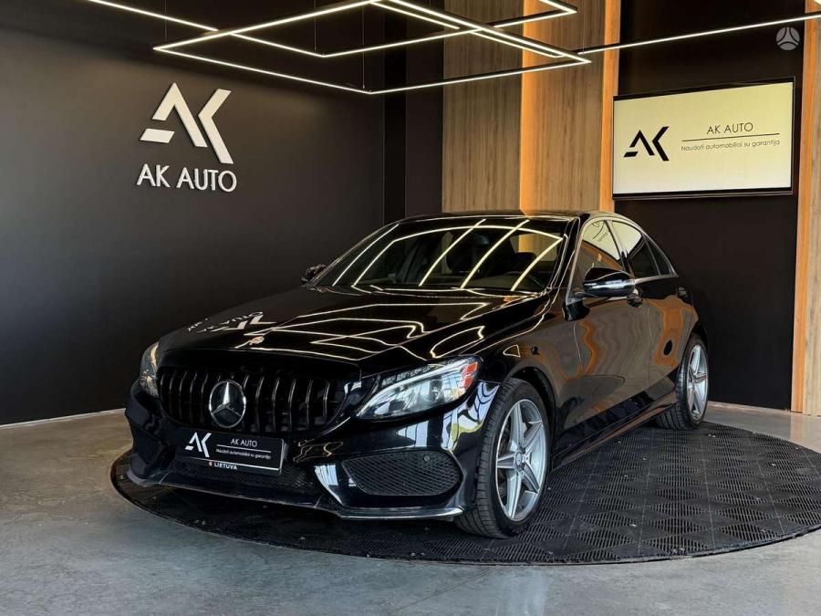 Black Mercedes-Benz C 300 2015 in Kaunas, with an engine capacity of 1.99 L and mileage of 183 thousand km for 13990 €, photo 6 on AUTOMOTO.COM.LV