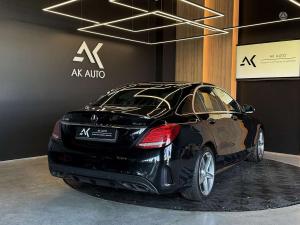 Black Mercedes-Benz C 300 2015 in Kaunas, with an engine capacity of 1.99 L and mileage of 183 thousand km for 13990 €, photo 12 on AUTOMOTO.COM.LV