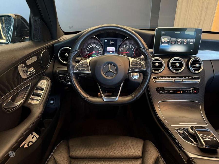 Black Mercedes-Benz C 300 2015 in Kaunas, with an engine capacity of 1.99 L and mileage of 183 thousand km for 13990 €, photo 16 on AUTOMOTO.COM.LV