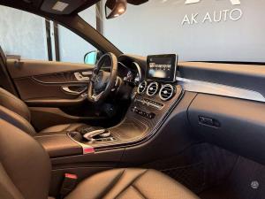 Black Mercedes-Benz C 300 2015 in Kaunas, with an engine capacity of 1.99 L and mileage of 183 thousand km for 13990 €, photo 19 on AUTOMOTO.COM.LV