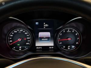 Black Mercedes-Benz C 300 2015 in Kaunas, with an engine capacity of 1.99 L and mileage of 183 thousand km for 13990 €, photo 27 on AUTOMOTO.COM.LV