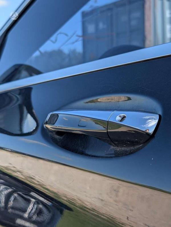 Melns Mercedes-Benz C 300 2015 Viļņa, ar dzinēja tilpumu 1.99 L un nobraukumu 195 tūkst. km par 8500 €, foto 5 vietnē AUTOMOTO.COM.LV