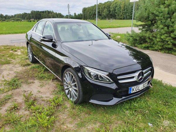 Black Mercedes-Benz C 300 2015 in Klaipeda, with an engine capacity of 1.99 L and mileage of 125 thousand km for 15000 €, photo 1 on AUTOMOTO.COM.LV