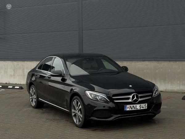 Melns Mercedes-Benz C 300 2017 Viļņa, ar dzinēja tilpumu 1.99 L un nobraukumu 79 tūkst. km par 17500 €, foto 2 vietnē AUTOMOTO.COM.LV