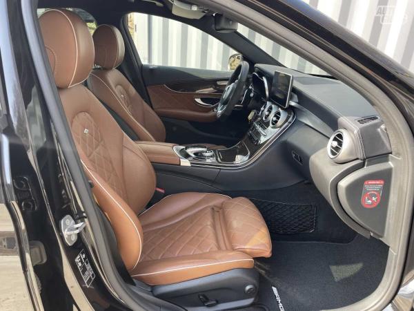Melns Mercedes-Benz C 300 2017 Viļņa, ar dzinēja tilpumu 2.10 L un nobraukumu 206 tūkst. km par 13900 €, foto 9 vietnē AUTOMOTO.COM.LV