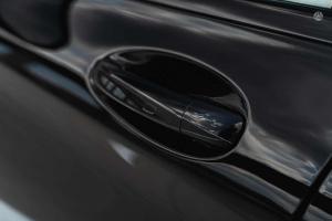 Black Mercedes-Benz C 300 2018 in Vilnius, with an engine capacity of 1.99 L and mileage of 103 thousand km for 22500 €, photo 10 on AUTOMOTO.COM.LV