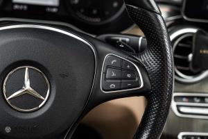 Black Mercedes-Benz C 300 2018 in Vilnius, with an engine capacity of 1.99 L and mileage of 103 thousand km for 22500 €, photo 29 on AUTOMOTO.COM.LV
