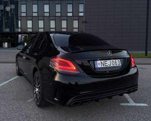 Melns Mercedes-Benz C 300 2019 Kauņa, ar dzinēja tilpumu 1.99 L un nobraukumu 69 tūkst. km par 24400 €, foto 6 vietnē AUTOMOTO.COM.LV