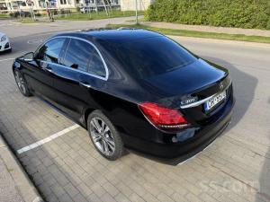 Черный Мерседес Ц 300 2021 в Рига, объемом двигателя 2.00 л и пробегом 47 тыс. км за 25000 €, фото 5 на AUTOMOTO.COM.LV