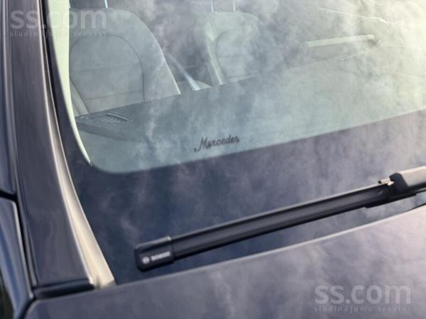 Mercedes-Benz C 300 2021 Rīga vietnē Melns Mercedes-Benz C 300 2021 Rīga, ar dzinēja tilpumu 2.00 L un nobraukumu 47 tūkst. km par 25000 €, foto 7 vietnē AUTOMOTO.COM.LV