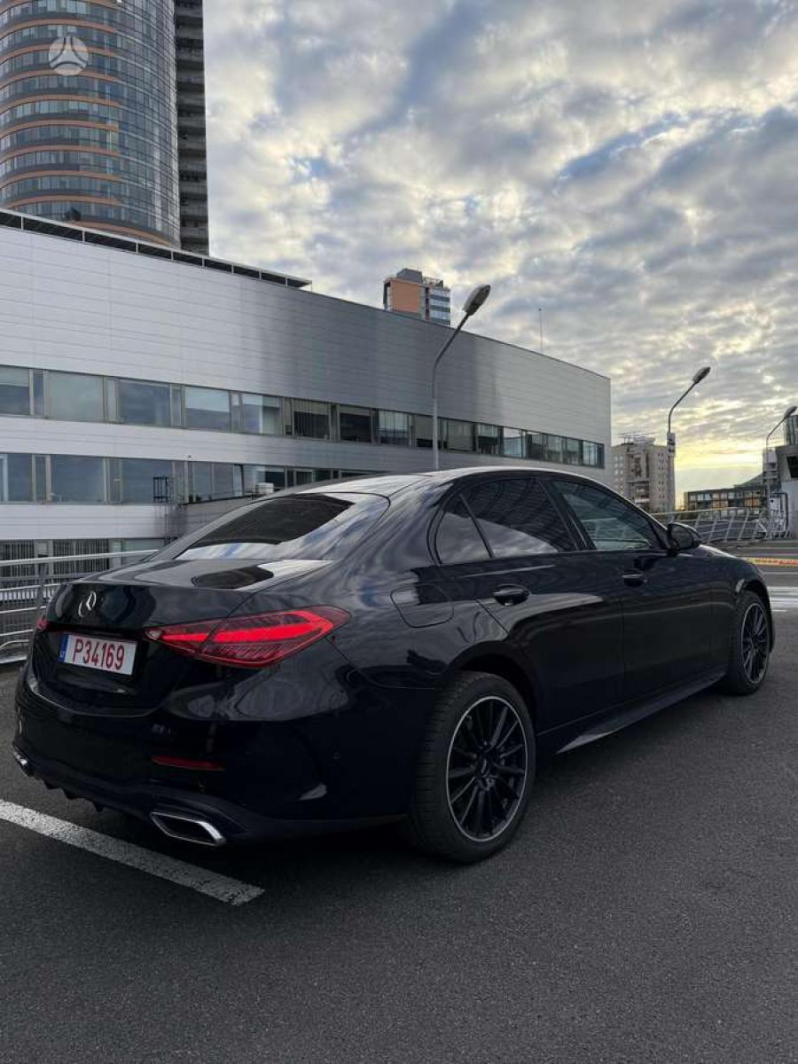 Black Mercedes-Benz C 300 2022 in Vilnius, with an engine capacity of 2.00 L and mileage of 137 thousand km for 36000 €, photo 10 on AUTOMOTO.COM.LV