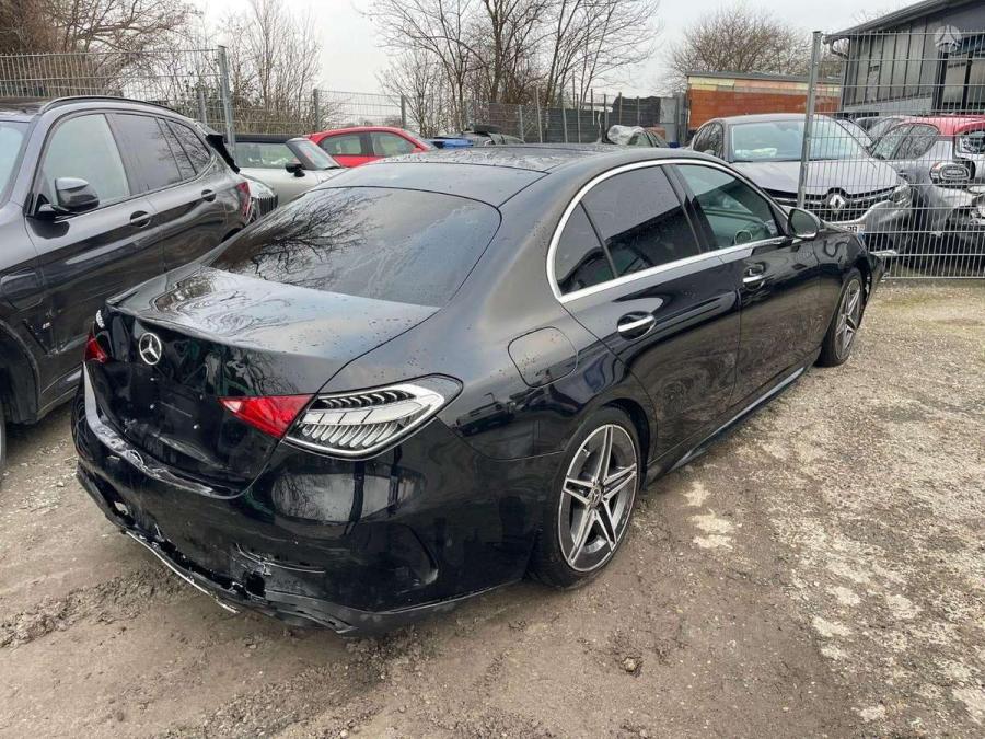 Black Mercedes-Benz C 300 2024 in Kaunas, with an engine capacity of 1.99 L and mileage of 24 thousand km for 14999 €, photo 3 on AUTOMOTO.COM.LV