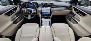 Черный Мерседес Ц 300 2024 в Клайпеда, объемом двигателя 1.99 л и пробегом 64 тыс. км за 43800 €, фото 26 на AUTOMOTO.COM.LV