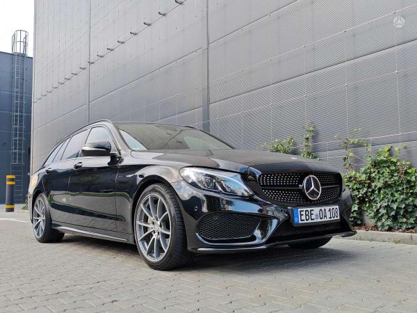 Melns Mercedes-Benz C 300 2015 Klaipėda, ar dzinēja tilpumu 2.15 L un nobraukumu 229 tūkst. km par 14999 €, foto 4 vietnē AUTOMOTO.COM.LV