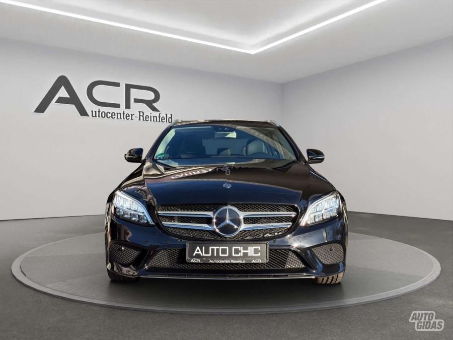 Black Mercedes-Benz C 300 2019 in Kaunas, with an engine capacity of 2.00 L and mileage of 50 thousand km for 29600 €, photo 2 on AUTOMOTO.COM.LV