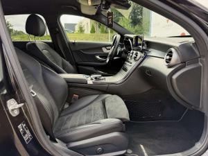 Black Mercedes-Benz C 300 2019 in Taurage, with an engine capacity of 2.00 L and mileage of 247 thousand km for 16300 €, photo 15 on AUTOMOTO.COM.LV