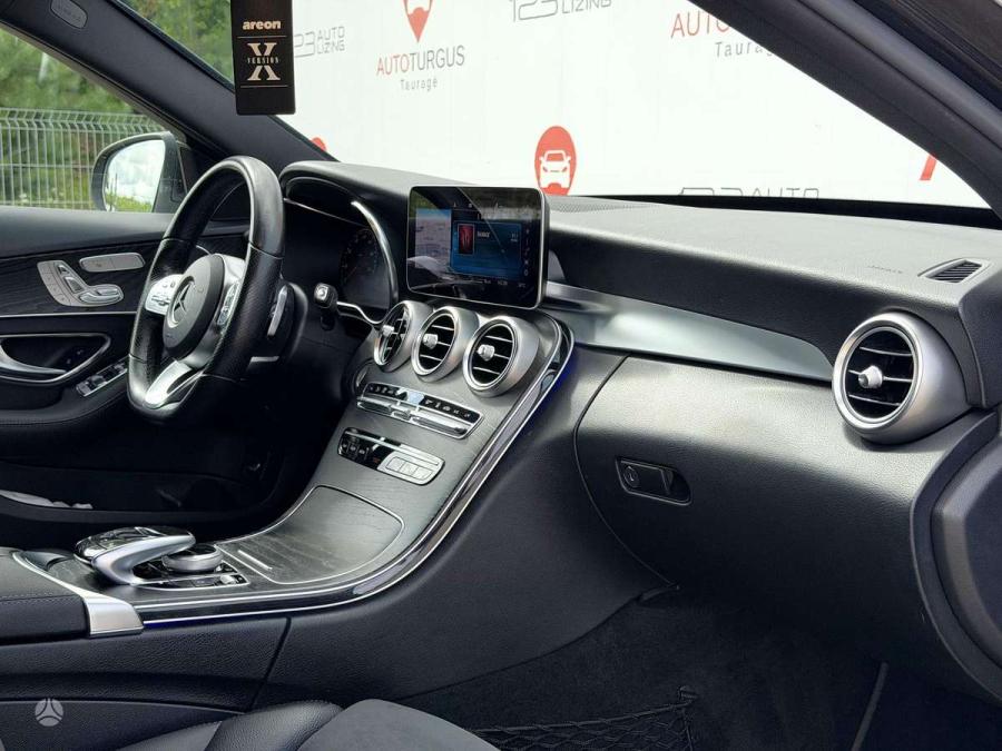 Black Mercedes-Benz C 300 2019 in Taurage, with an engine capacity of 2.00 L and mileage of 247 thousand km for 16300 €, photo 16 on AUTOMOTO.COM.LV