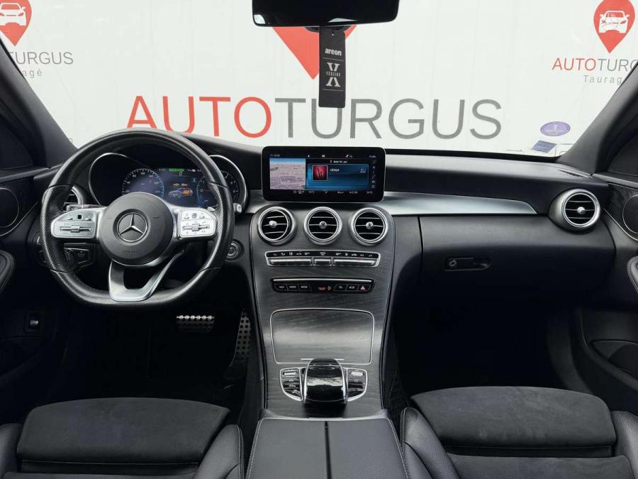 Black Mercedes-Benz C 300 2019 in Taurage, with an engine capacity of 2.00 L and mileage of 247 thousand km for 16300 €, photo 17 on AUTOMOTO.COM.LV