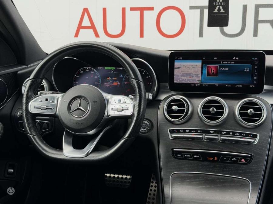 Black Mercedes-Benz C 300 2019 in Taurage, with an engine capacity of 2.00 L and mileage of 247 thousand km for 16300 €, photo 18 on AUTOMOTO.COM.LV