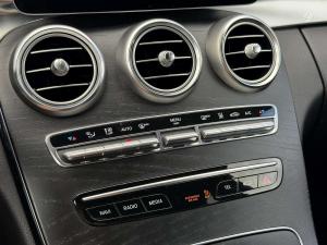 Black Mercedes-Benz C 300 2019 in Taurage, with an engine capacity of 2.00 L and mileage of 247 thousand km for 16300 €, photo 23 on AUTOMOTO.COM.LV