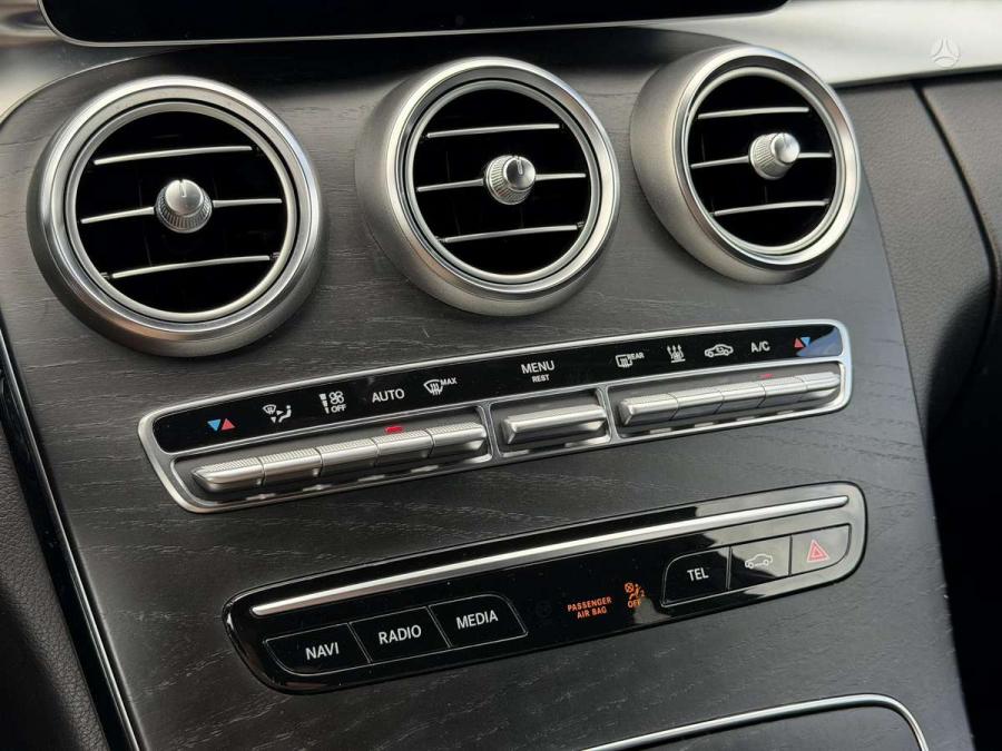 Black Mercedes-Benz C 300 2019 in Taurage, with an engine capacity of 2.00 L and mileage of 247 thousand km for 16300 €, photo 23 on AUTOMOTO.COM.LV