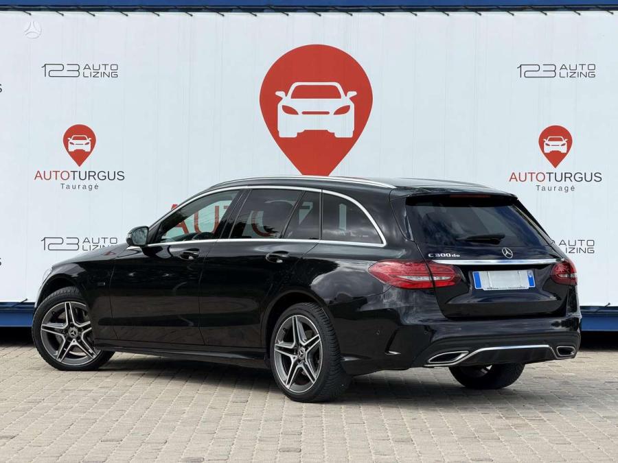 Black Mercedes-Benz C 300 2019 in Taurage, with an engine capacity of 2.00 L and mileage of 247 thousand km for 15800 €, photo 8 on AUTOMOTO.COM.LV