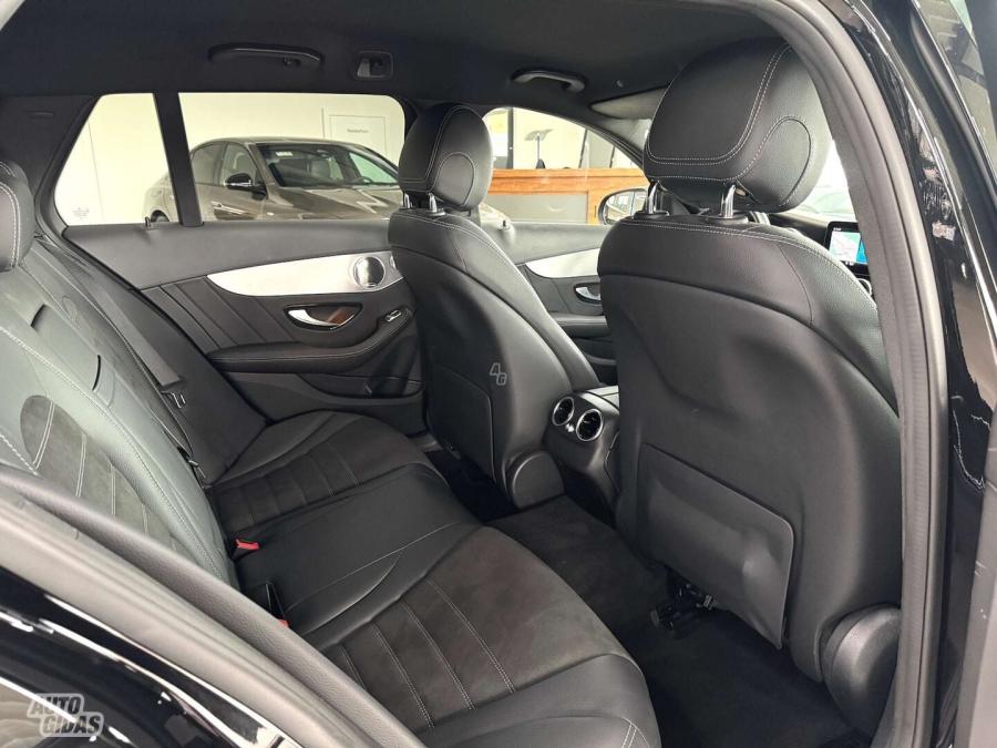Black Mercedes-Benz C 300 2020 in Kaunas, with an engine capacity of 2.00 L and mileage of 94 thousand km for 28992 €, photo 10 on AUTOMOTO.COM.LV