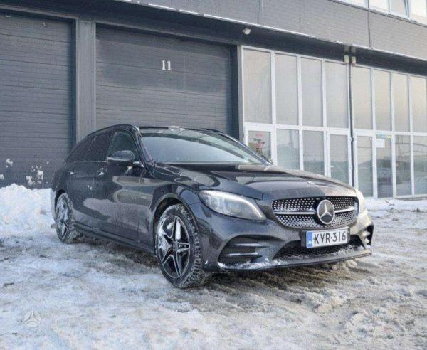 Black Mercedes-Benz C 300 2020 in Kaunas, with an engine capacity of 1.95 L and mileage of 124 thousand km for 21000 €, photo 1 on AUTOMOTO.COM.LV